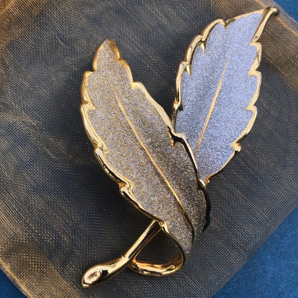 Accessories | Buy 1 Get 1 Free Gold Silver Glittery Leaf Pin | Poshmark